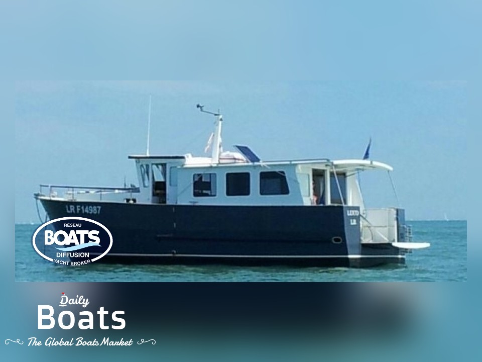 2014 Construction Amateur Trawler Coaster 32 for sale. View price ...