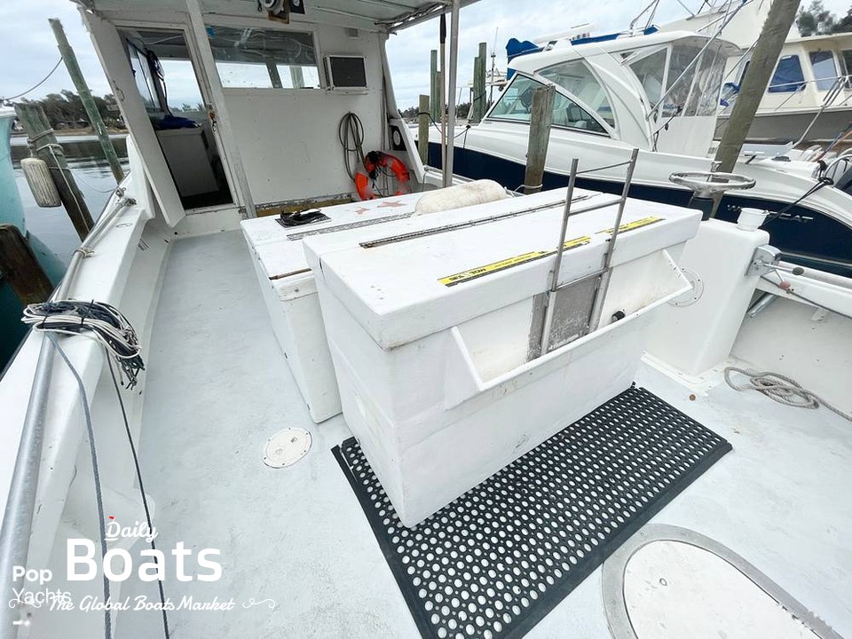 1984 Crusader 34 for sale. View price, photos and Buy 1984 Crusader 34 ...