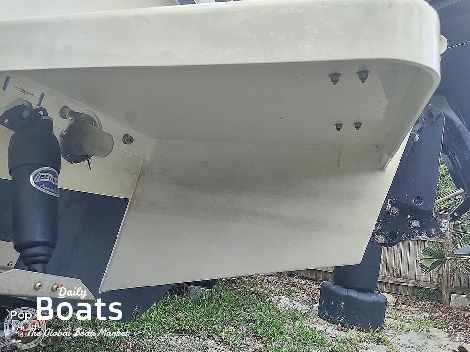 1999 Dusky Marine 233 for sale. View price, photos and Buy 1999 Dusky ...