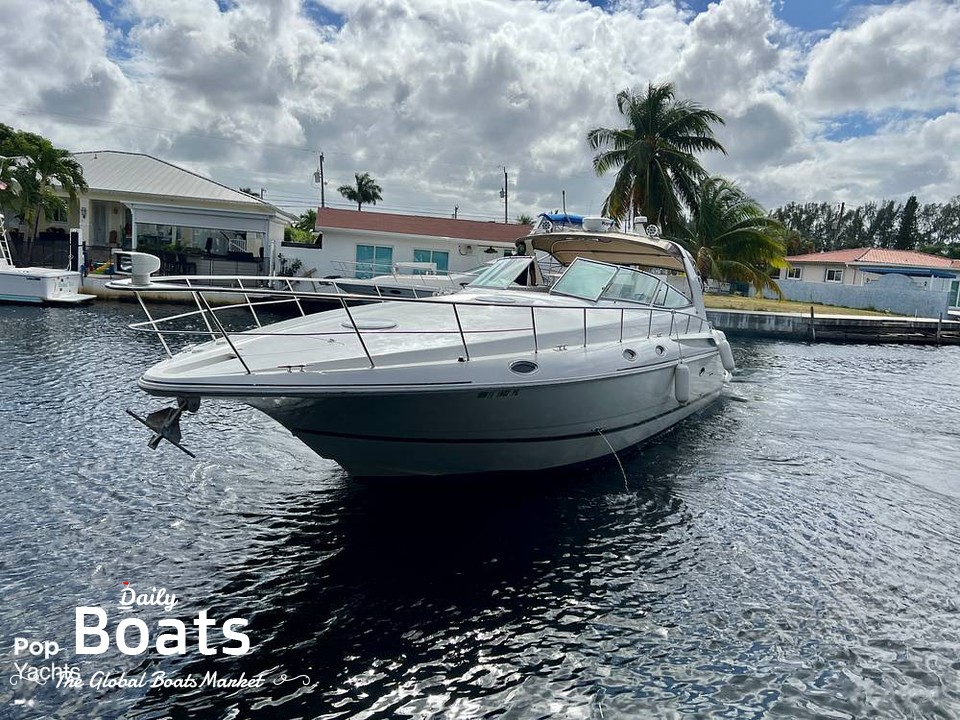 2001 Cruisers Yachts 4270 Express for sale. View price, photos and Buy ...