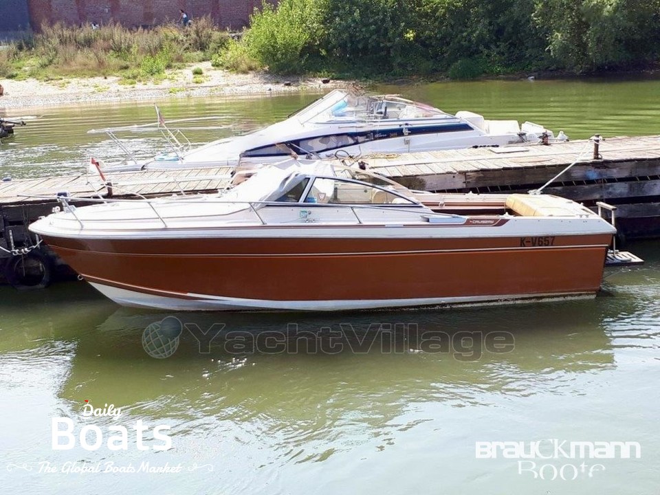 1983 Cruisers Yachts Baron 222 Inklusive Trailer for sale. View price ...