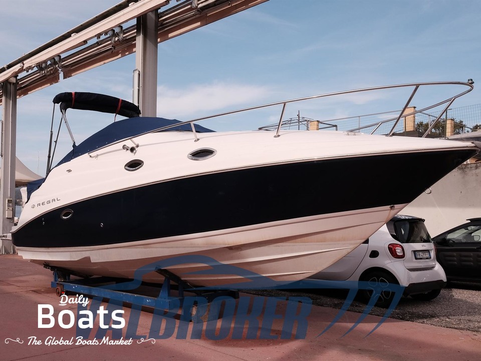 2002 Regal Marine Commodore 2665 for sale. View price, photos and Buy ...