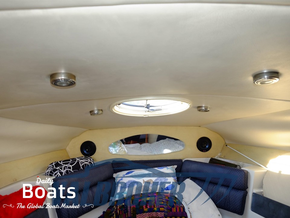 2002 Regal Marine Commodore 2665 for sale. View price, photos and Buy ...