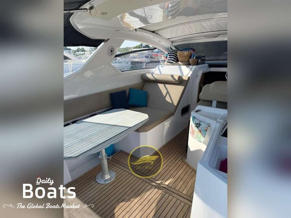 2018 Azimut 34 Atlantis for sale. View price, photos and Buy 2018 ...