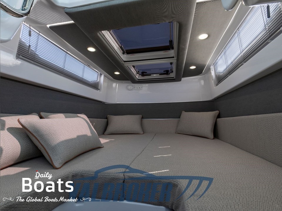 2020 Axopar 37 Sport Cabin for sale. View price, photos and Buy 2020 ...