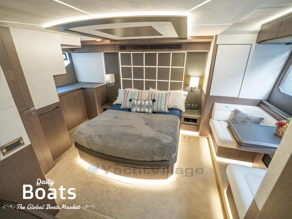 2021 Galeon 640 Fly till salu. Visa pris, bilder och Köpa 2021 Galeon ...