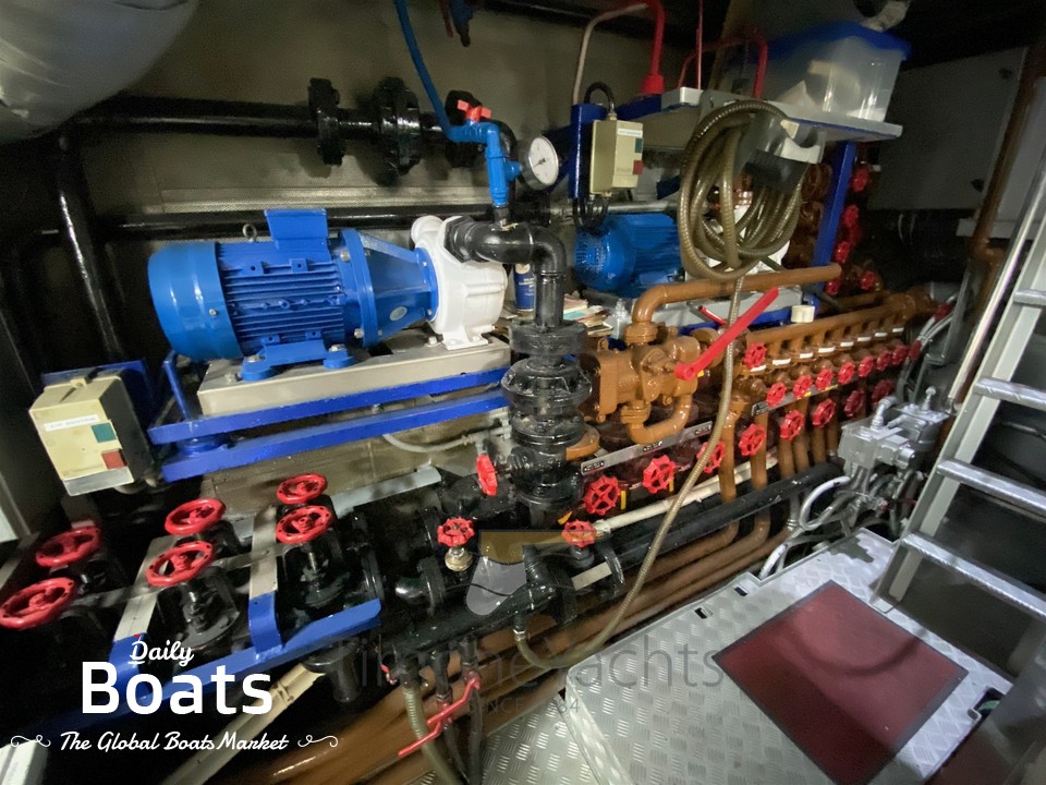 1986 CRN 37.5 Mt Alu Steel for sale. View price, photos and Buy 1986 ...