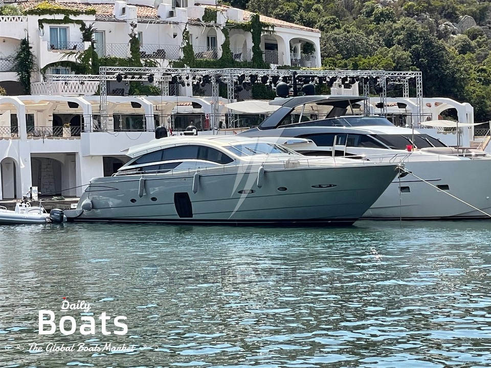 2010 Pershing 80' for sale. View price, photos and Buy 2010 Pershing 80 ...