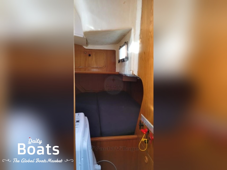 1989 Beneteau Oceanis 39 for sale. View price, photos and Buy 1989 ...