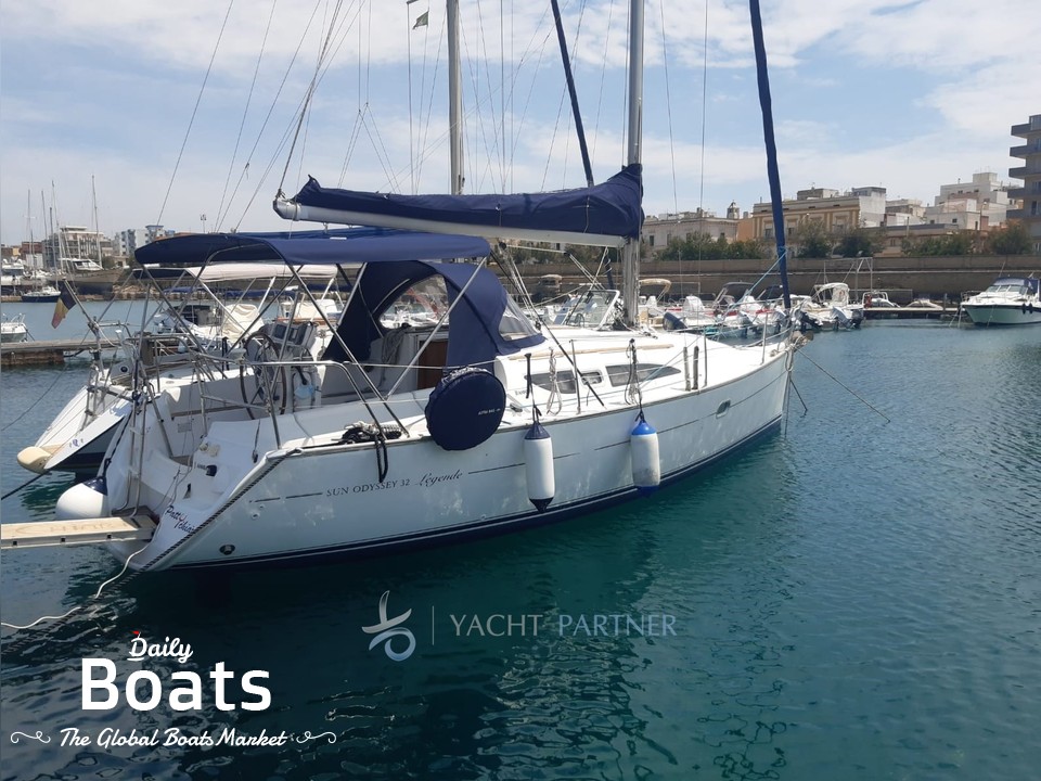 2004 Jeanneau Sun Odyssey 32 Legend for sale. View price, photos and ...