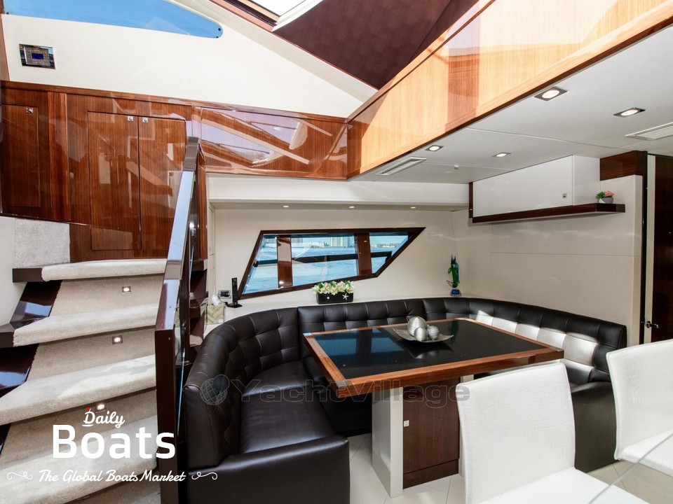2010 Lazzara Yachts Lsx 92 for sale. View price, photos and Buy 2010 ...