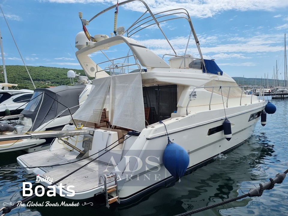 1996 Azimut 43 - 43 for sale. View price, photos and Buy 1996 Azimut 43 ...