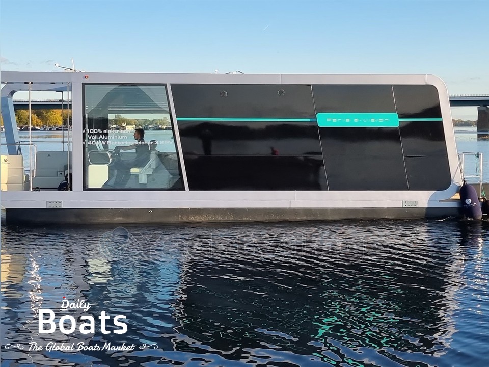 2023 Perla Yacht Group E-Vsion 42 for sale. View price, photos and Buy ...