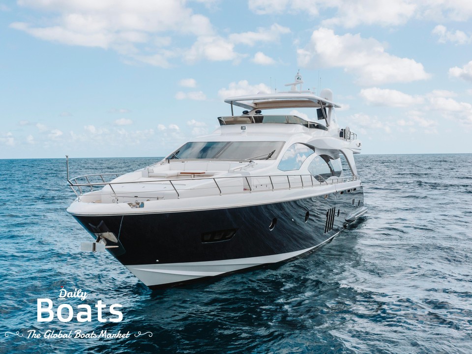 2011 Azimut 82 Motor Yacht for sale. View price, photos and Buy 2011 ...