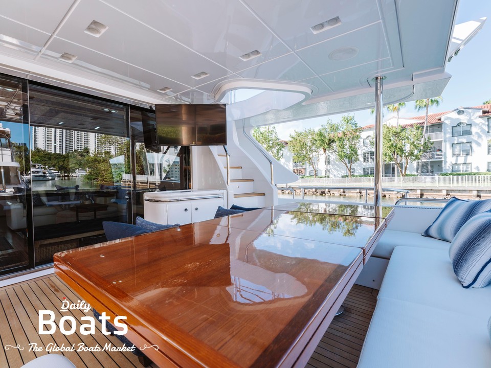 2011 Azimut 82 Motor Yacht for sale. View price, photos and Buy 2011 ...