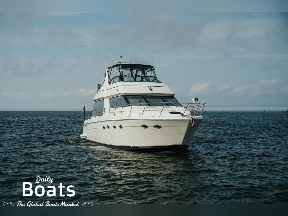 1998 Carver 53 Voyager for sale. View price, photos and Buy 1998 Carver ...