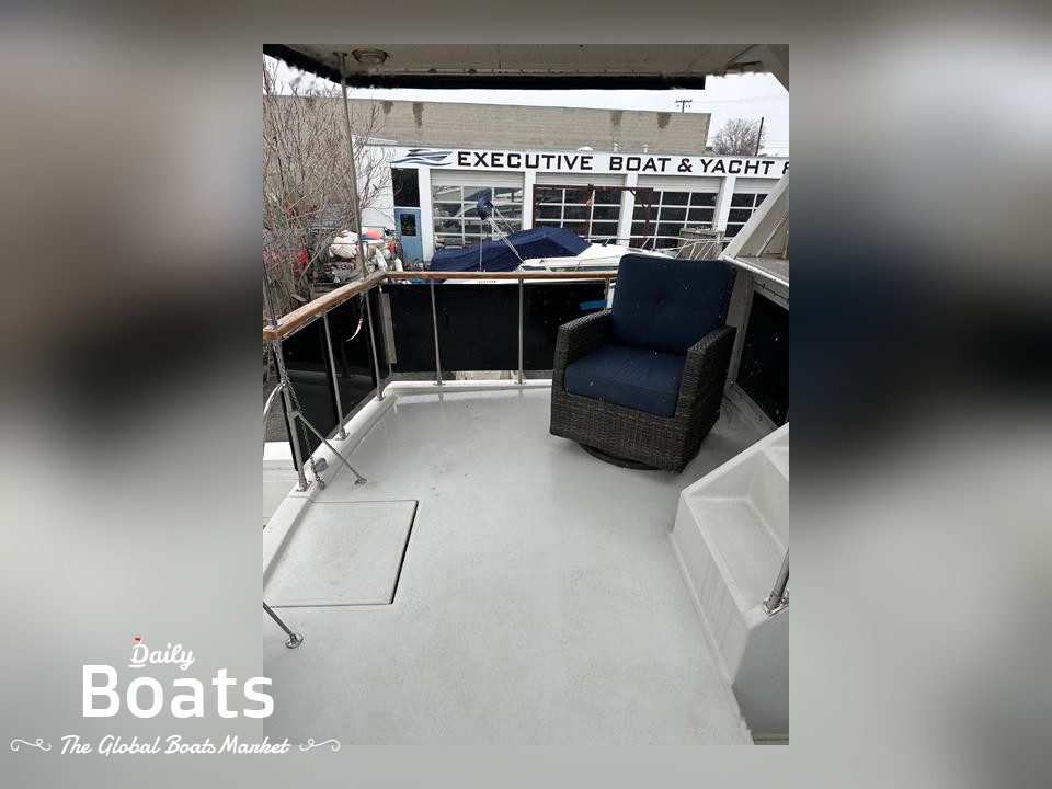 1982 Uniflite Yacht Fisher for sale. View price, photos and Buy 1982 ...