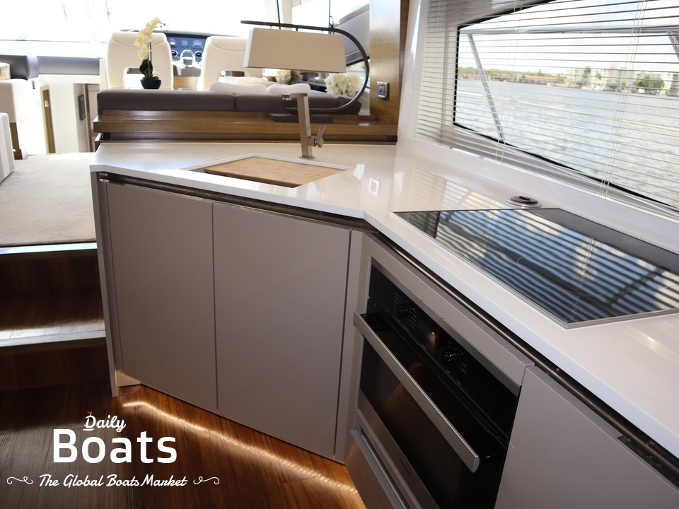 2017 Pearl 65 Flybridge for sale. View price, photos and Buy 2017 Pearl ...