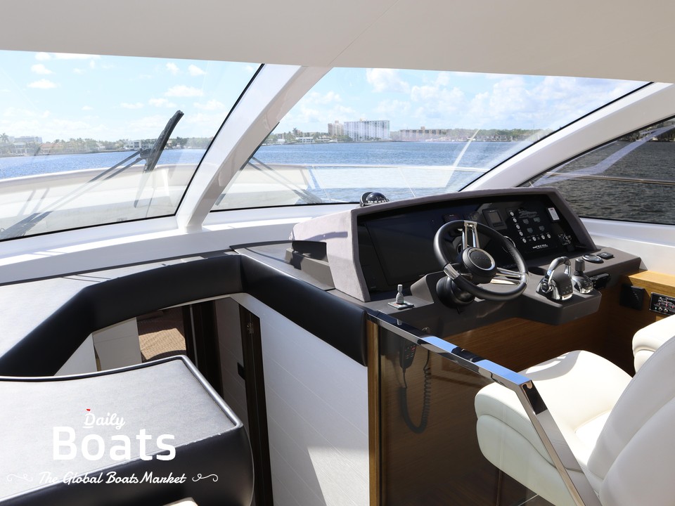 2017 Pearl 65 Flybridge for sale. View price, photos and Buy 2017 Pearl ...