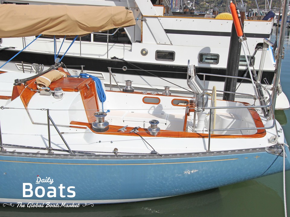 1977 Newport C&C 41S for sale. View price, photos and Buy 1977 Newport ...