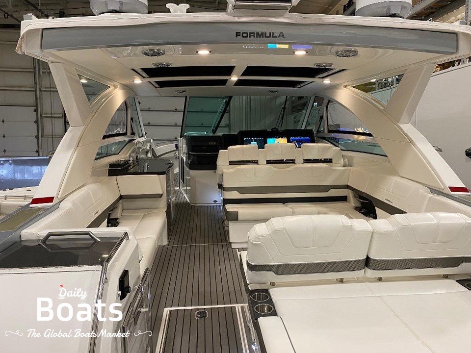 2017 Formula 430 Super Sport Crossover for sale. View price, photos and ...