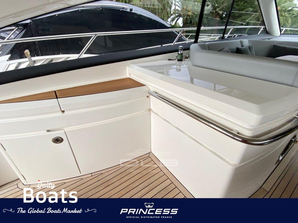 2011 Princess V56 for sale. View price, photos and Buy 2011 Princess ...