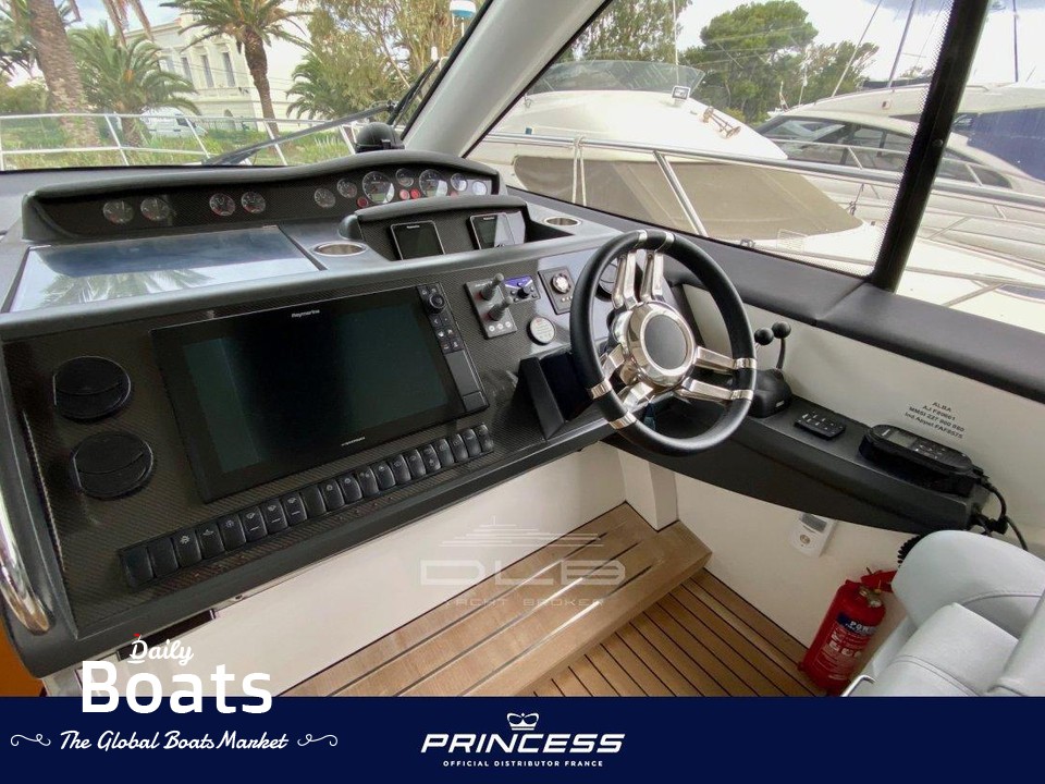 2011 Princess V56 for sale. View price, photos and Buy 2011 Princess ...