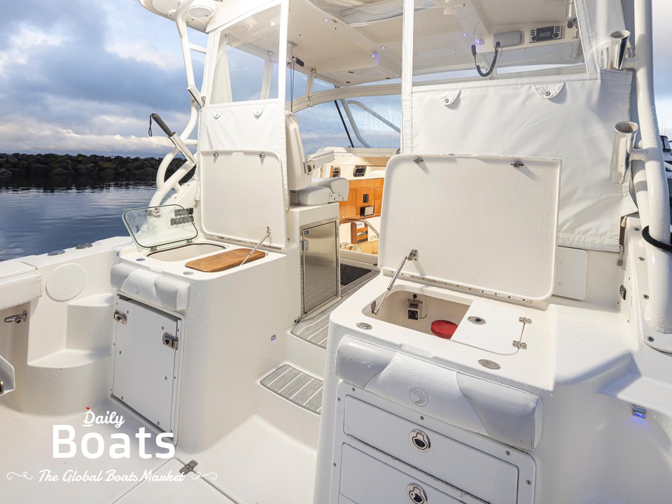 2011 Edgewater 335 Express for sale. View price, photos and Buy 2011 ...