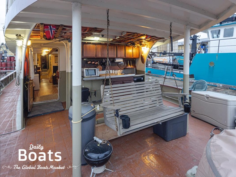 1943 Custom Navy Tug for sale. View price, photos and Buy 1943 Custom ...