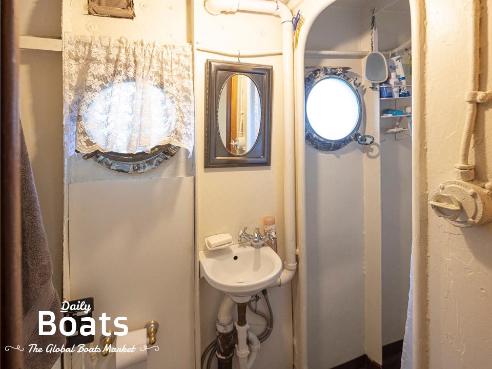 1943 Custom Navy Tug for sale. View price, photos and Buy 1943 Custom ...