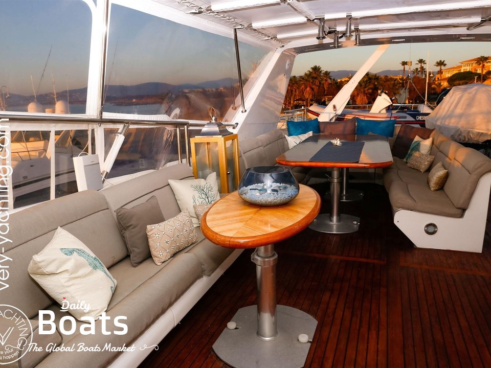 1990 Azimut 90 Europa for sale. View price, photos and Buy 1990 Azimut ...