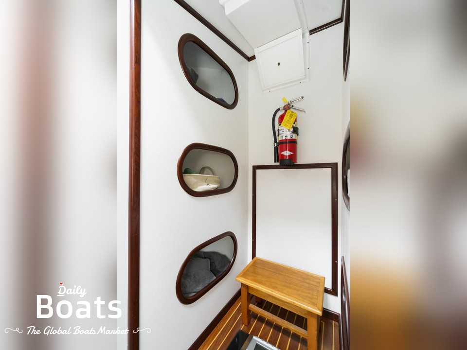 2009 Diesel Duck 41 Plus for sale. View price, photos and Buy 2009 ...