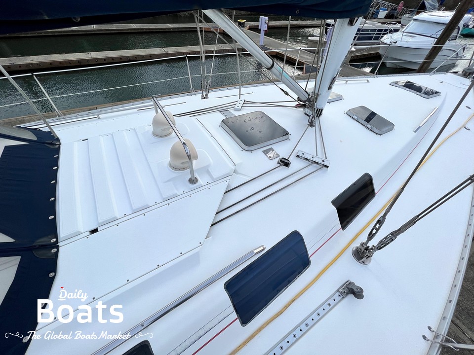 1986 Hunter 45 Legend for sale. View price, photos and Buy 1986 Hunter ...