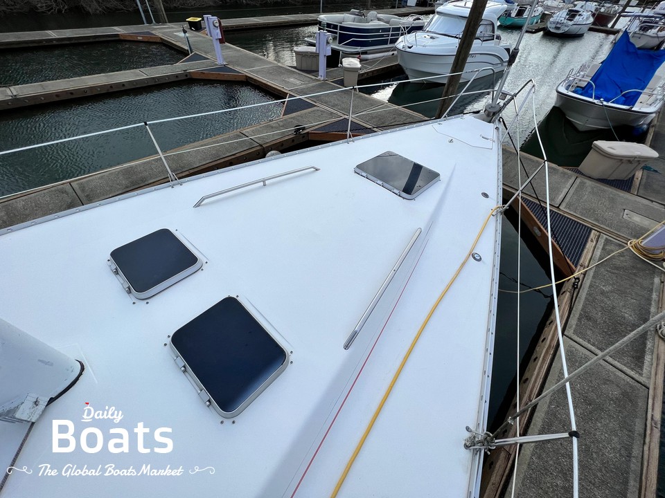 1986 Hunter 45 Legend for sale. View price, photos and Buy 1986 Hunter ...