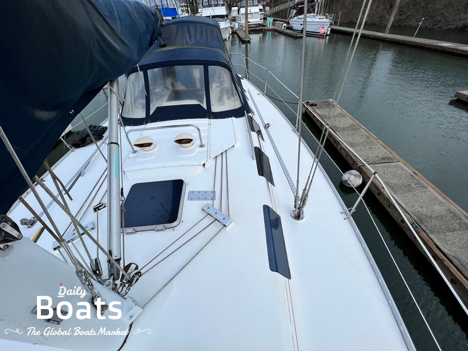 1986 Hunter 45 Legend for sale. View price, photos and Buy 1986 Hunter ...