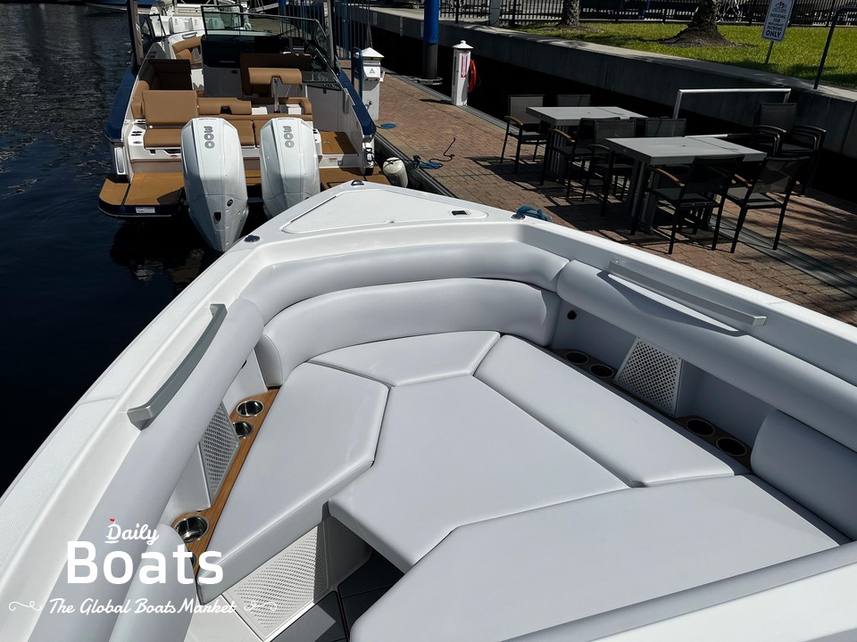 2023 Aviara Av36 Outboard for sale. View price, photos and Buy 2023 ...