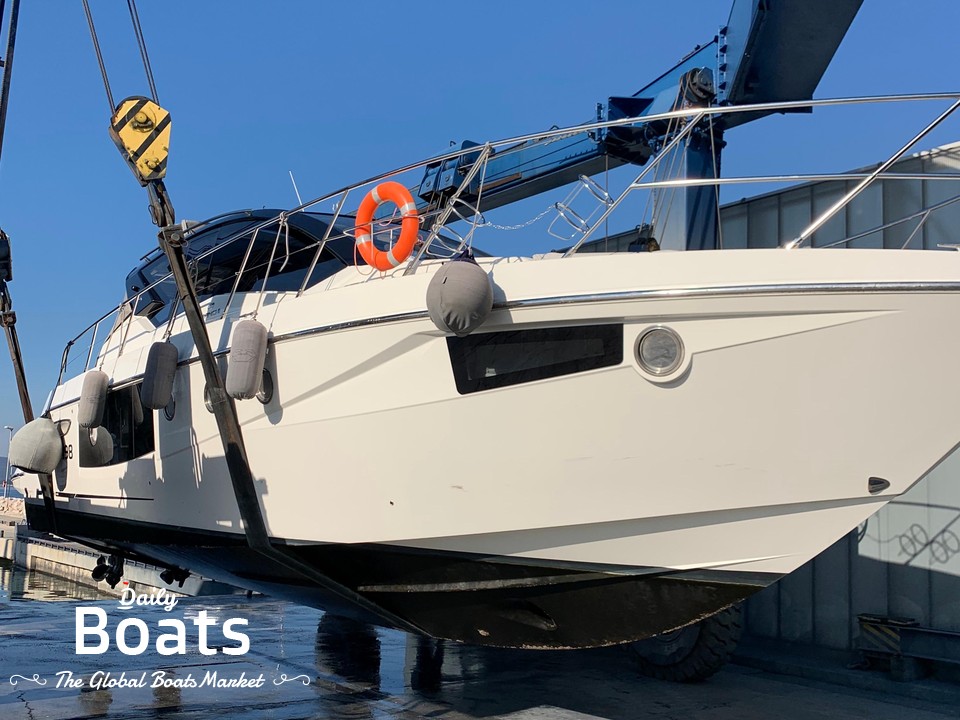 2020 Cranchi M44 Ht for sale. View price, photos and Buy 2020 Cranchi ...