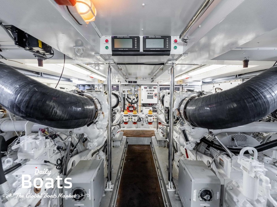 2002 Queenship 98 Custom Yachtfish for sale. View price, photos and Buy ...