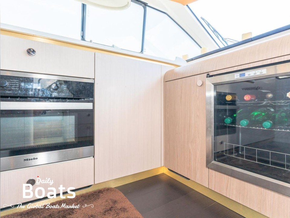 2018 Azimut 60 Flybridge for sale. View price, photos and Buy 2018 ...