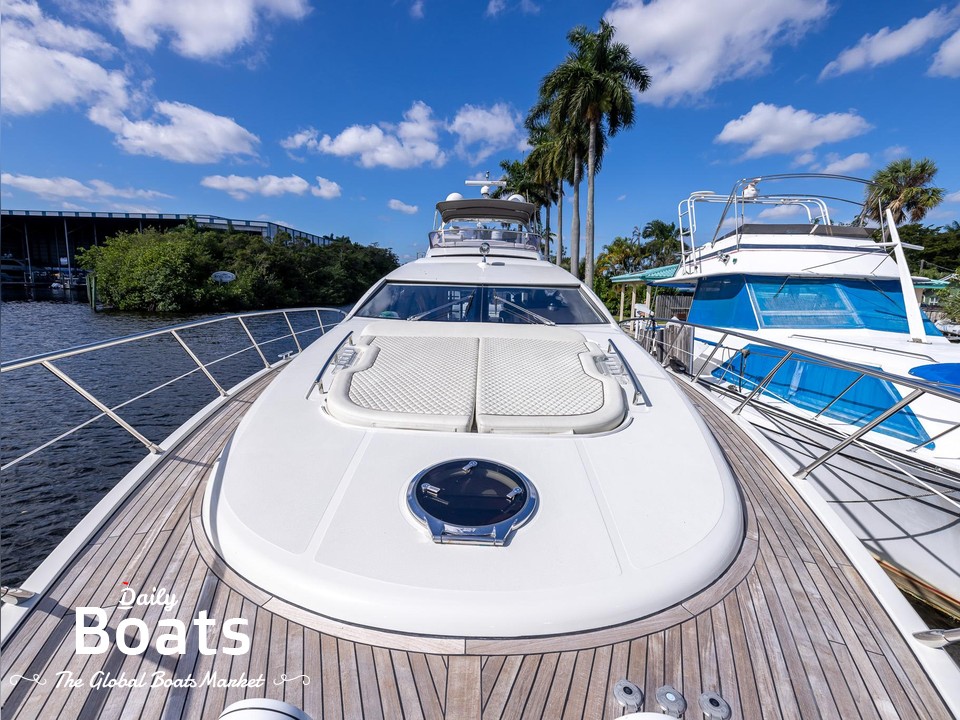 2011 Azimut 72S for sale. View price, photos and Buy 2011 Azimut 72S ...