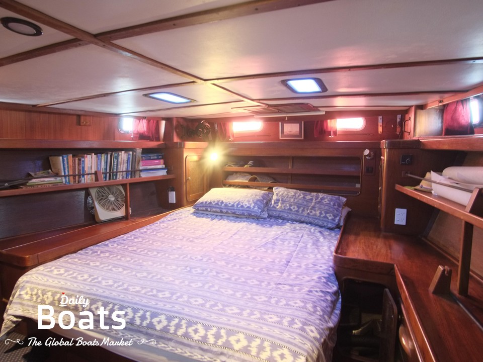 1980 Gulfstar 47 Sailmaster for sale. View price, photos and Buy 1980 ...