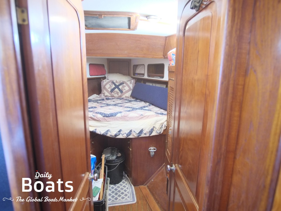 1980 Gulfstar 47 Sailmaster for sale. View price, photos and Buy 1980 ...
