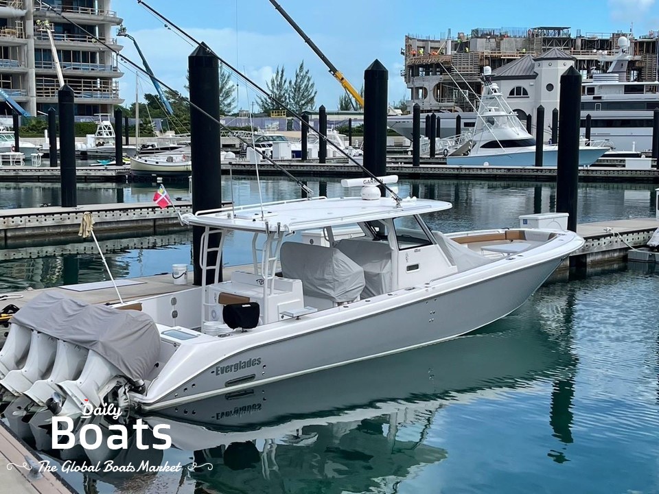 2019 Everglades 435 Cc for sale. View price, photos and Buy 2019 ...