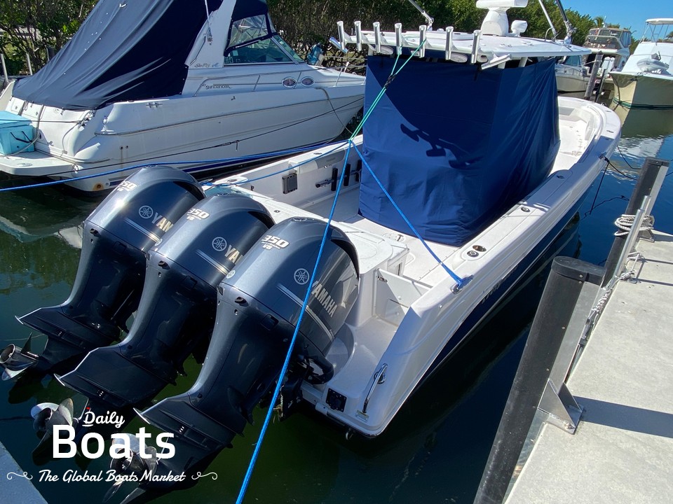 2015 Everglades 355 Cc for sale. View price, photos and Buy 2015 ...