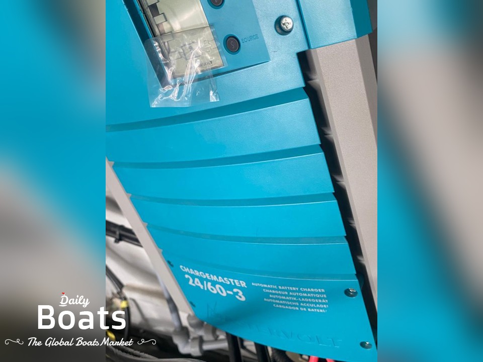 2008 Azimut 42E for sale. View price, photos and Buy 2008 Azimut 42E ...