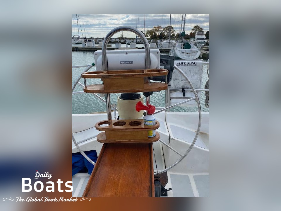 1988 Hunter 333 for sale. View price, photos and Buy 1988 Hunter 333 ...