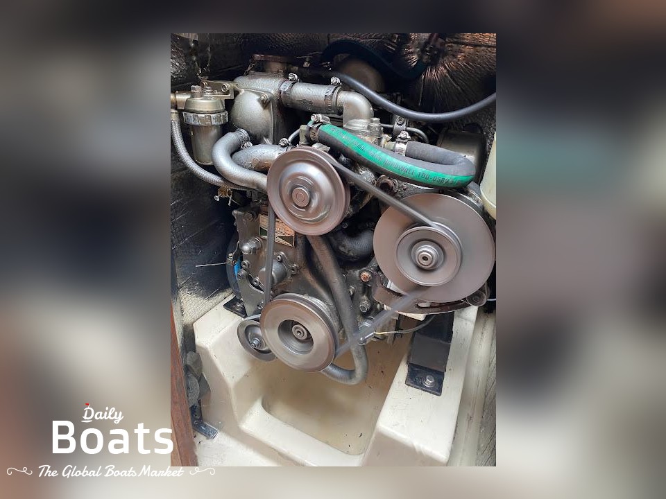 1988 Hunter 333 for sale. View price, photos and Buy 1988 Hunter 333 ...