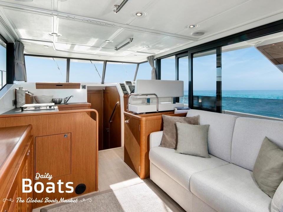 2022 Beneteau Swift Trawler 35 for sale. View price, photos and Buy ...