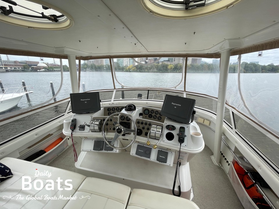 1999 Carver 504 Cockpit Motor Yacht for sale. View price, photos and ...