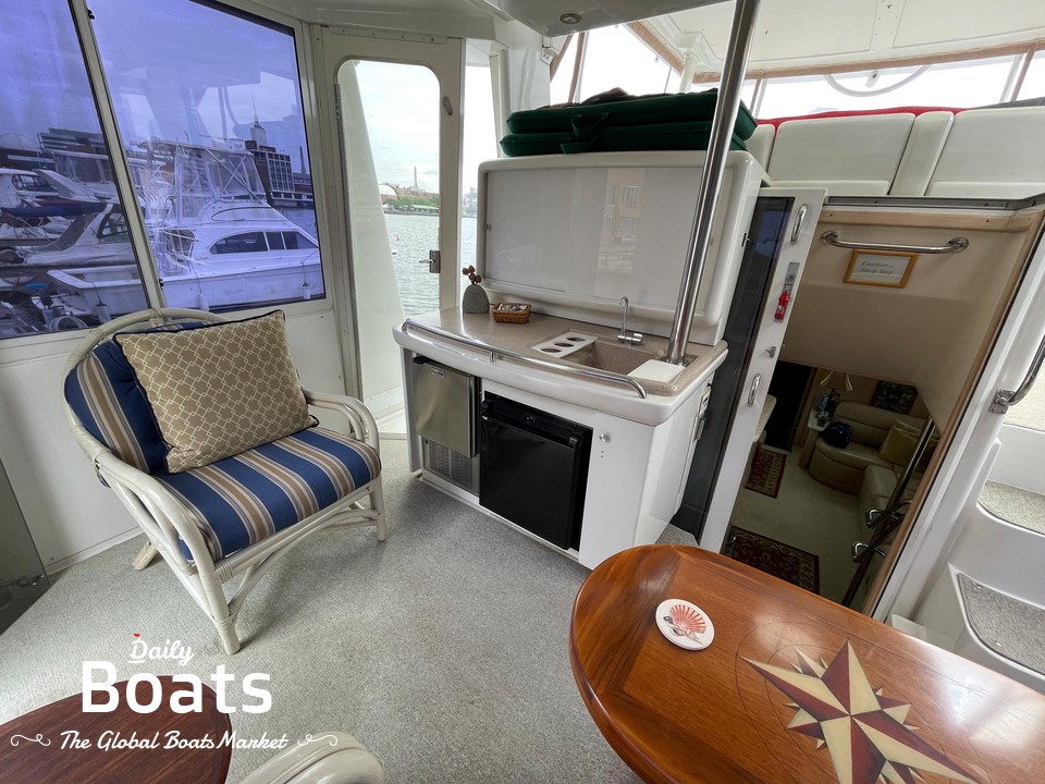 1999 Carver 504 Cockpit Motor Yacht for sale. View price, photos and ...